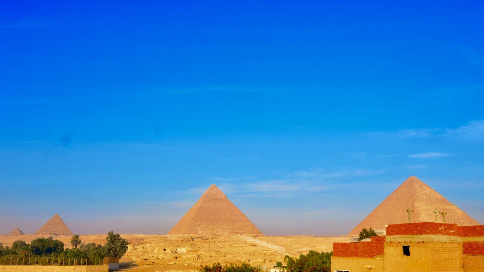 Giza Pyramids Itinerary: The Perfect 1-Day Guide - A Walk in the World